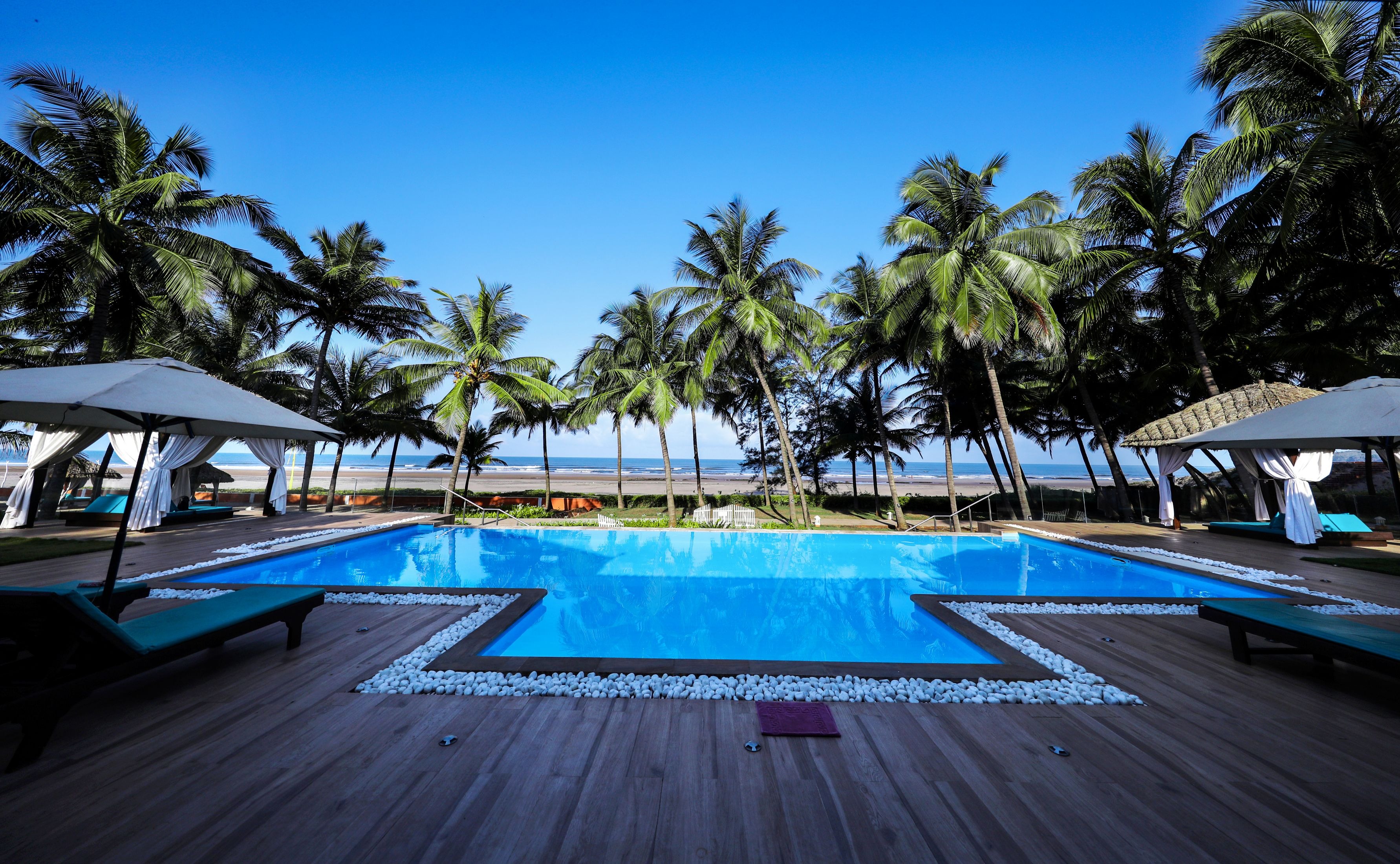 GANPATIPULE- BLUE OCEAN THE FERN RESORT & SPA