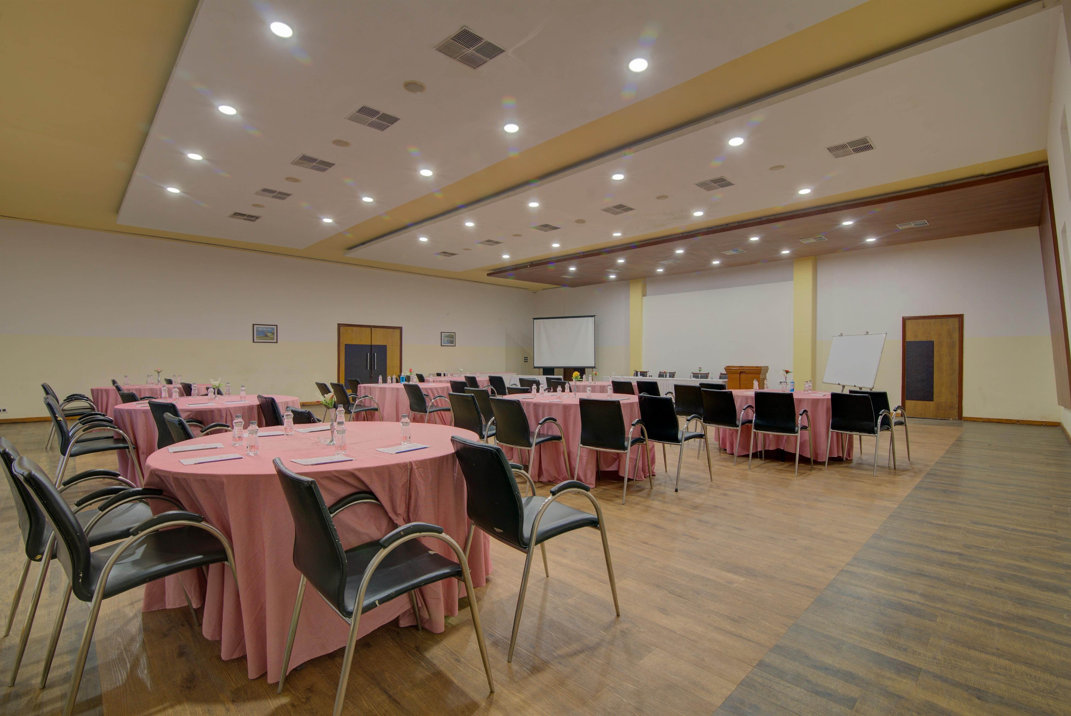 IGATPURI- CAMEL VALLEY RESORT