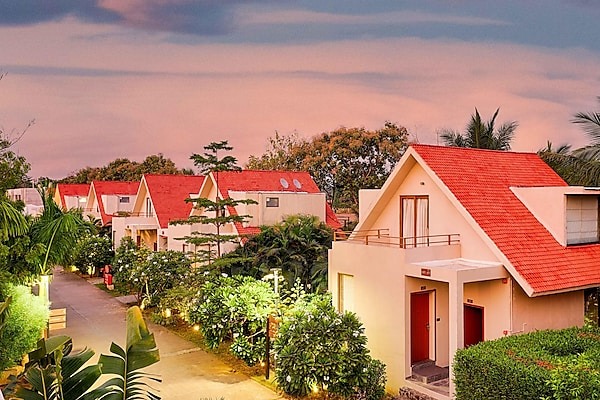 CLUB MAHINDRA PAVAGADH RESORT|NURPURA Hotel, Room, Amenities, Photos ...