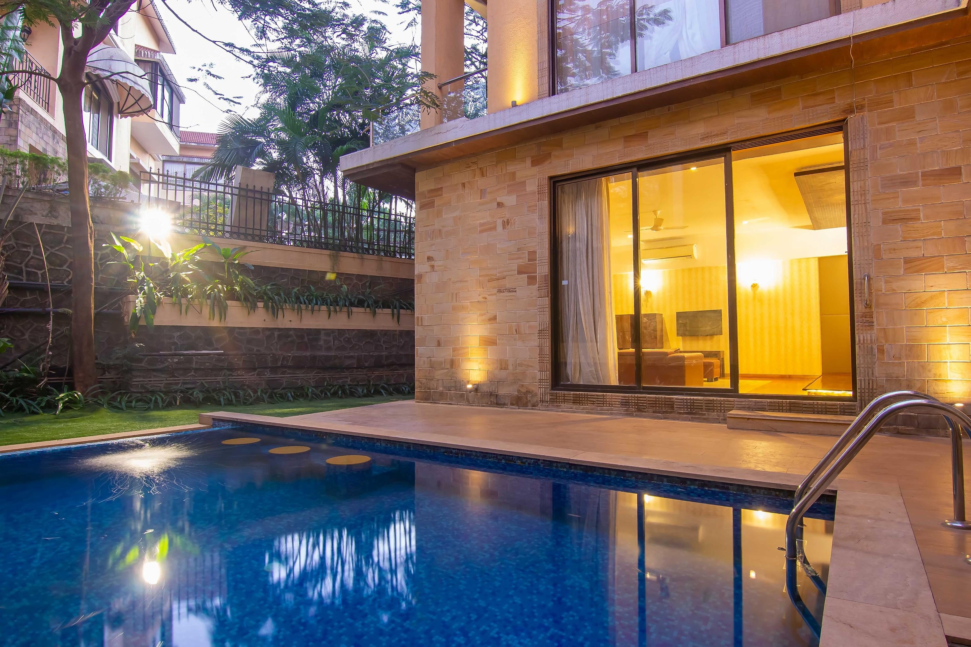 KHANDALA- DELLA RESORTS