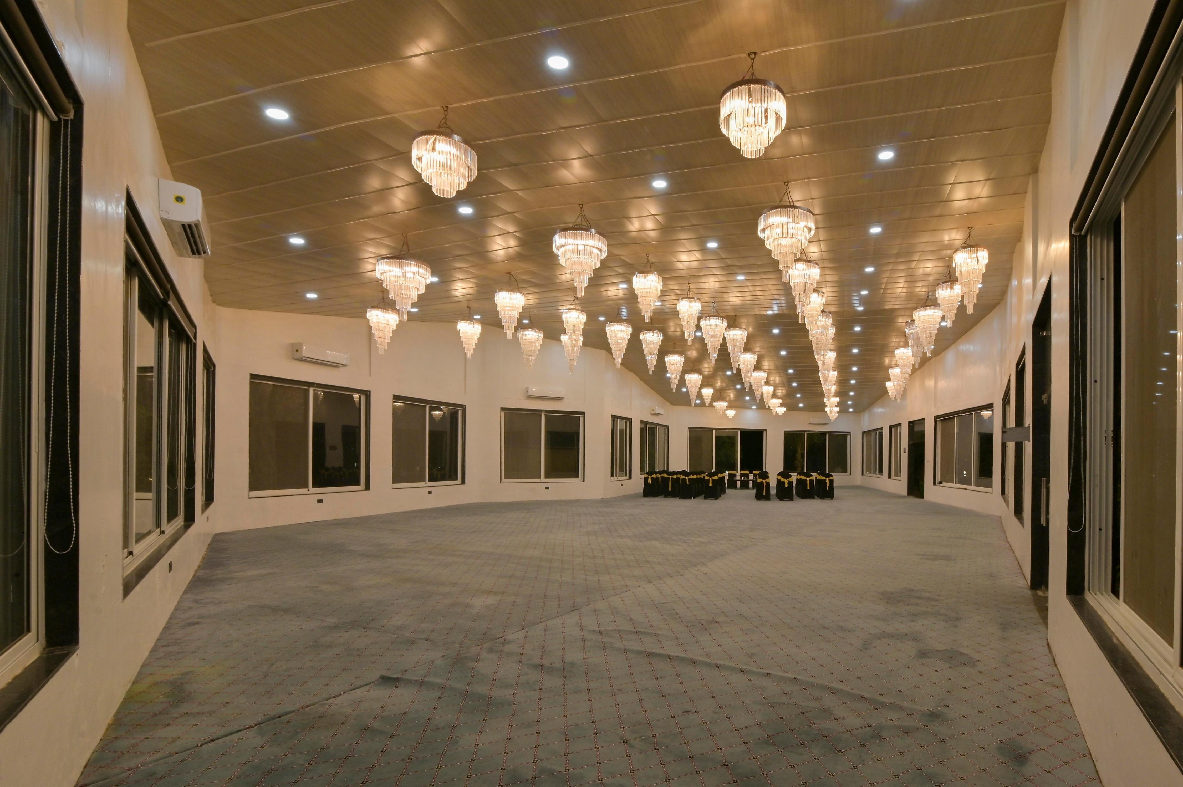 TALEGAON- ELEGANT WATERFRONT RESORT