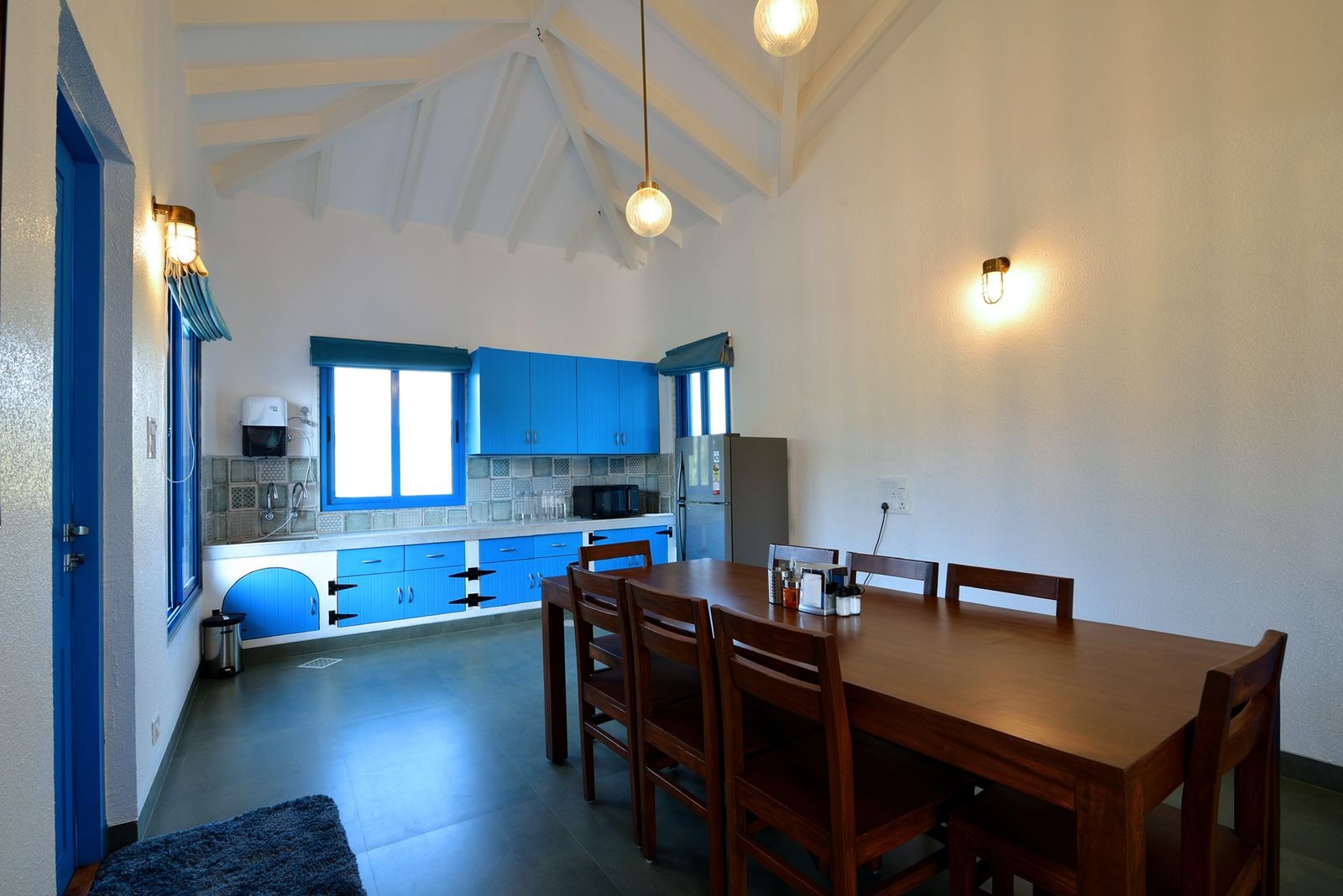 IGATPURI- GREEK HOUSE BY KAZ STAYS