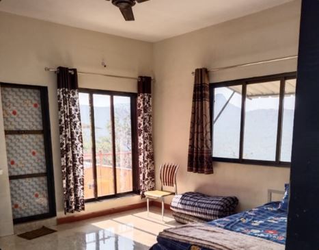 RAIGAD- HIRKANI AANGAN RAIGAD FORT