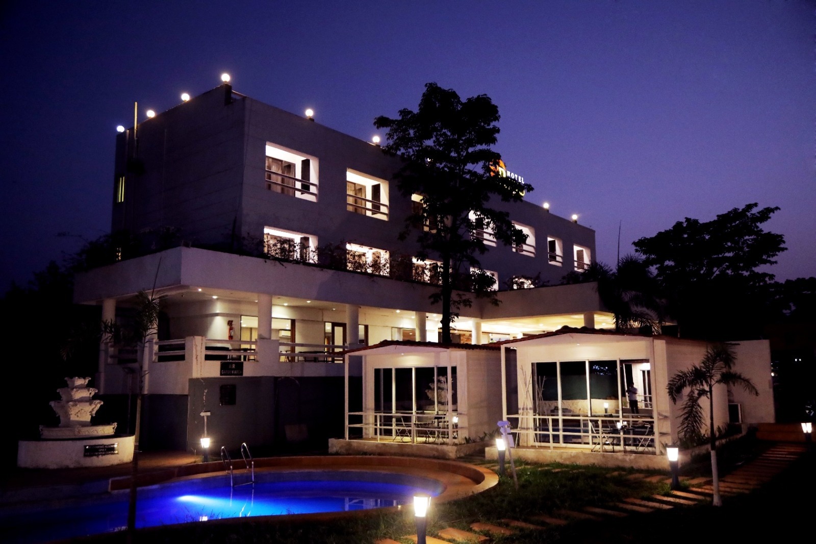 CHIPLUN- HOTEL REEMZ CHIPLUN