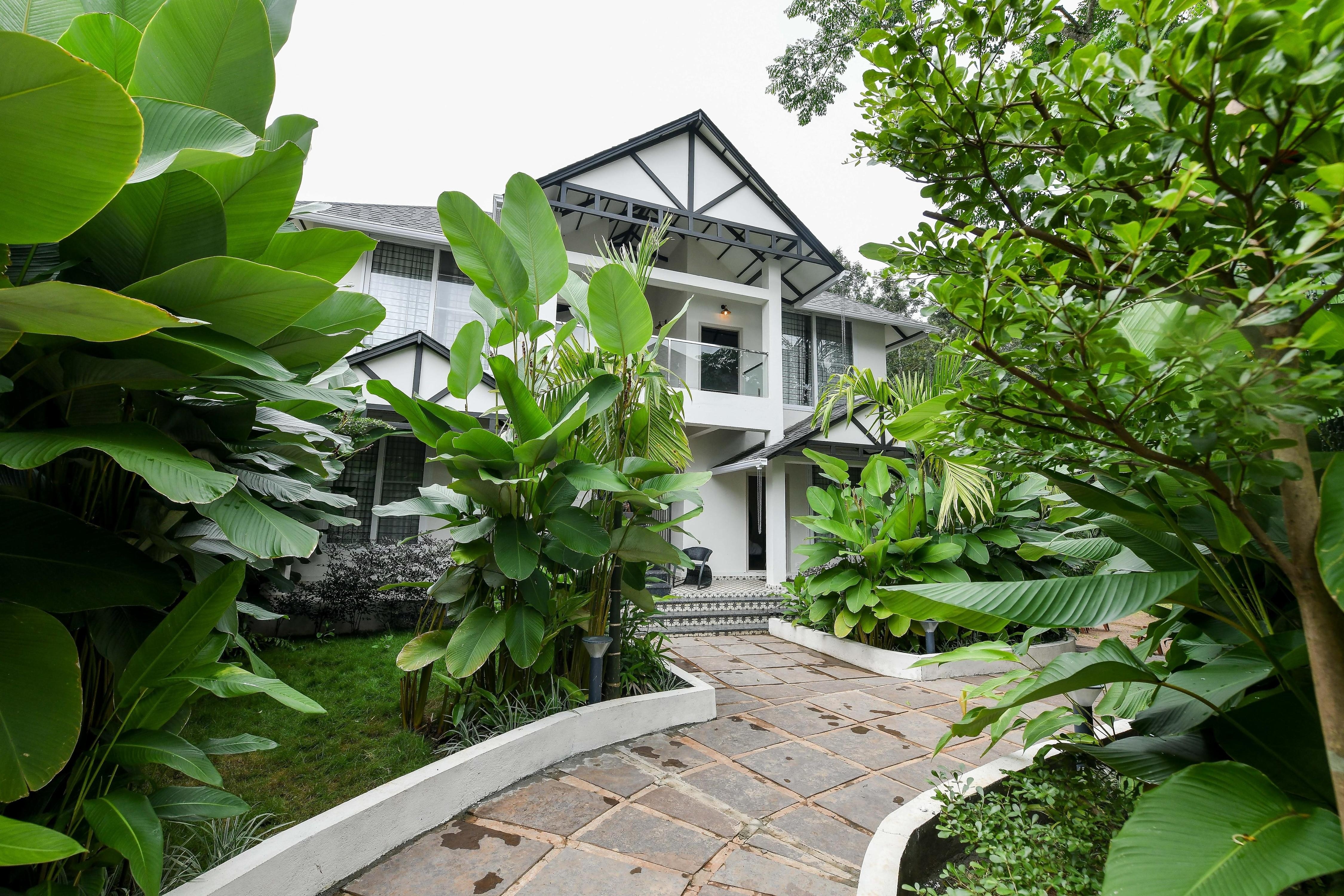 INVENTREE ARANYA RESORT & SPA|KUSHALNAGAR Hotel, Room, Amenities ...