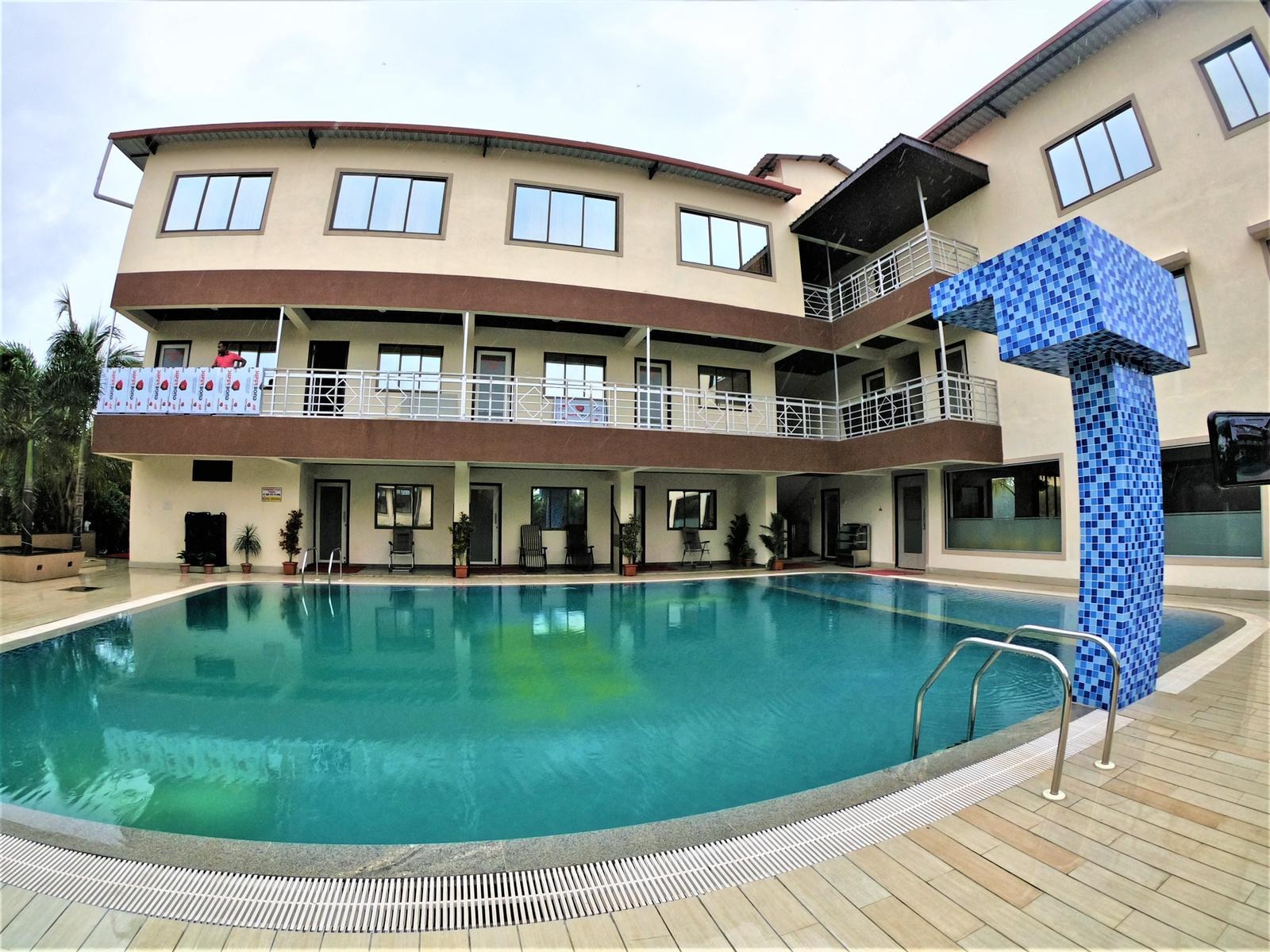 KARJAT- RIVER SPLASH RESORT WITH WATER PARK