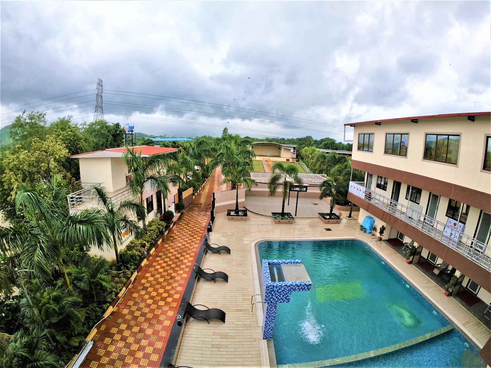 KARJAT- RIVER SPLASH RESORT WITH WATER PARK