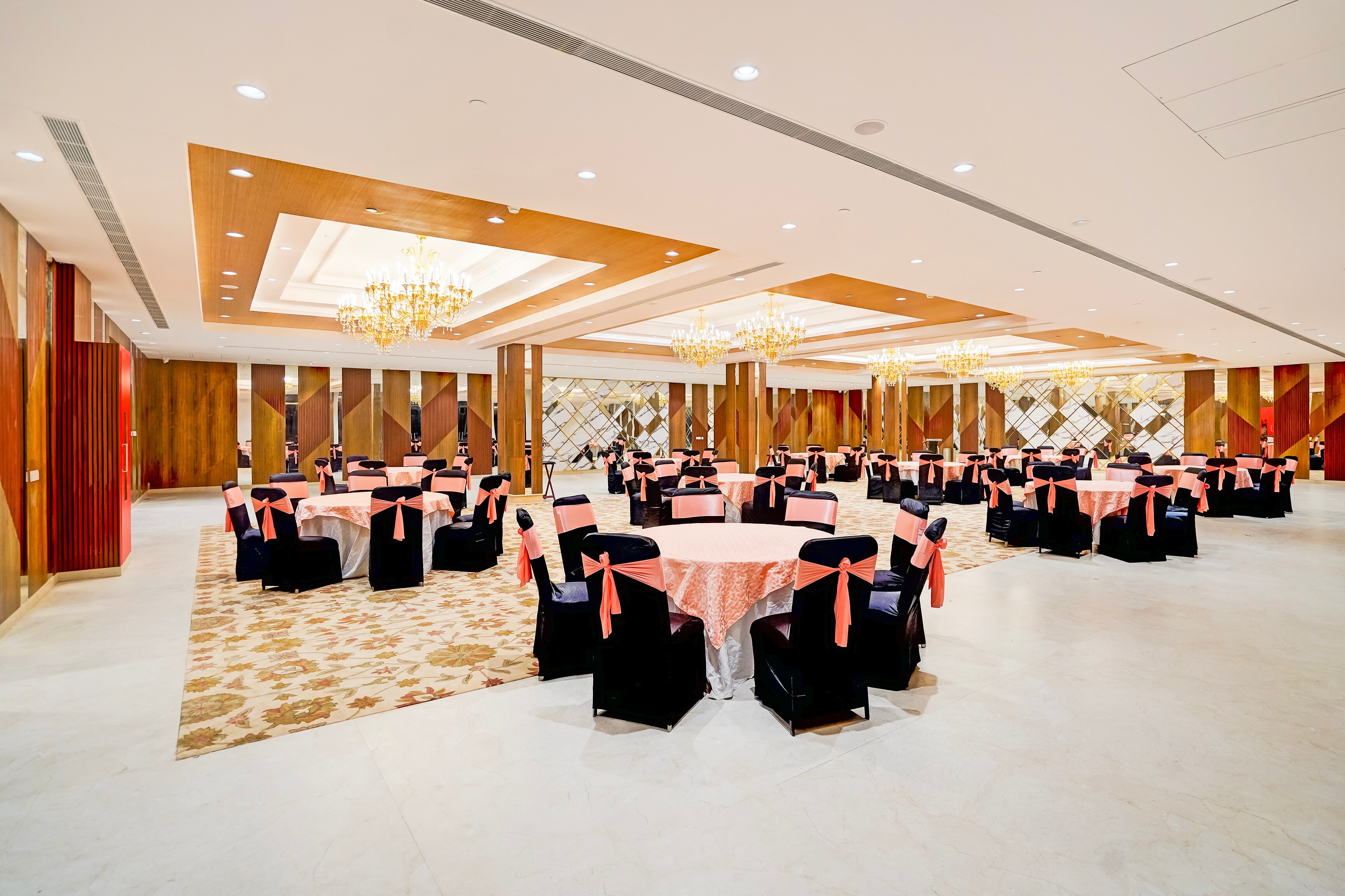 SUNDAY RESORT & SPA MANESAR GURUGRAM|GURUGRAM Hotel, Room, Amenities ...
