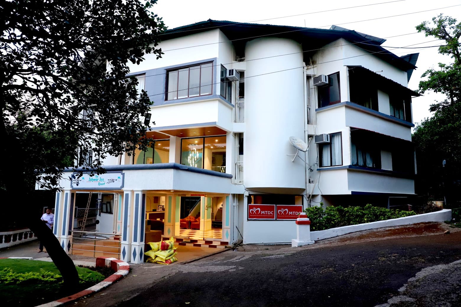 MAHABALESHWAR- THE ISHWAR INN RESORT