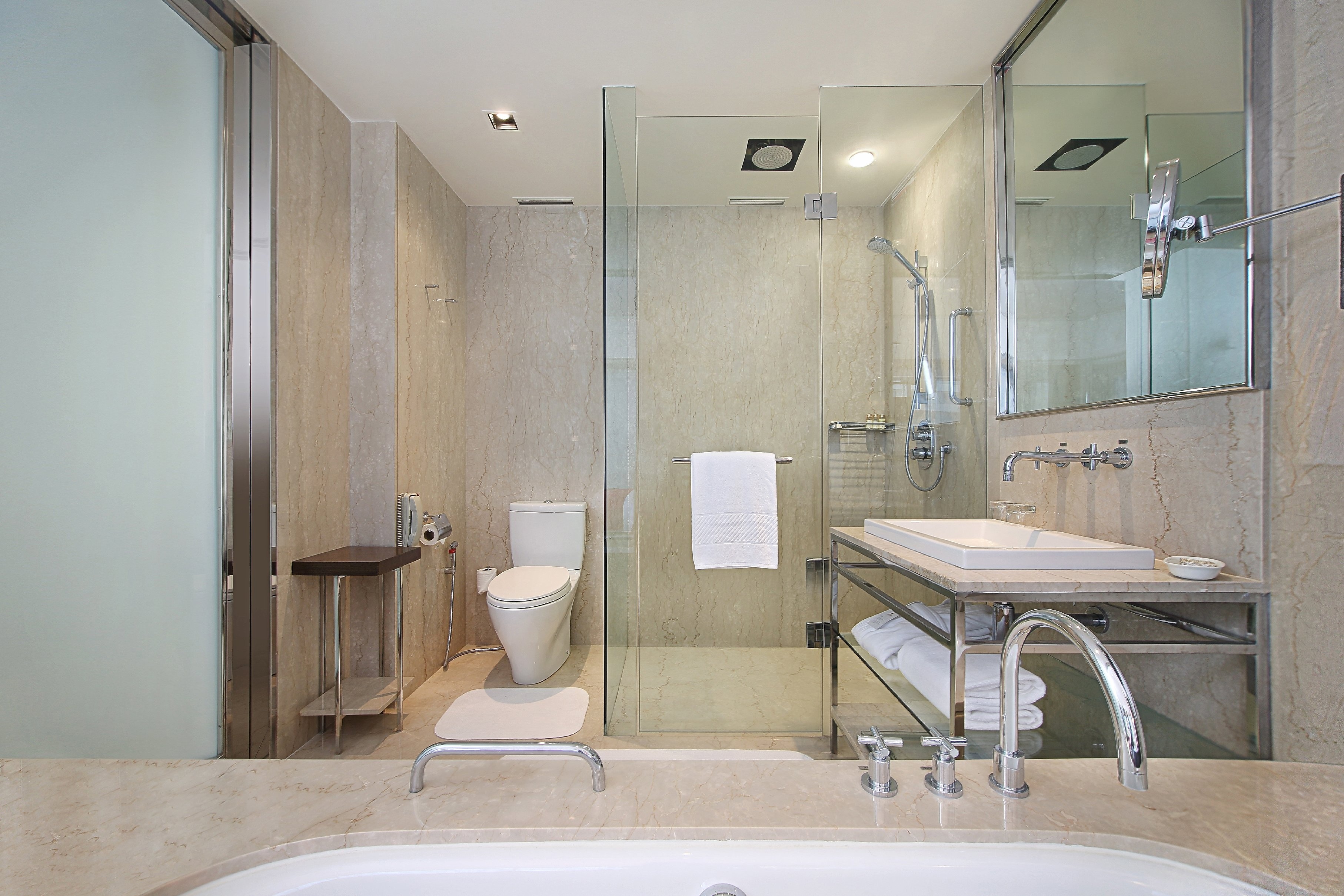 MUMBAI- TRIDENT HOTEL BANDRA KURLA