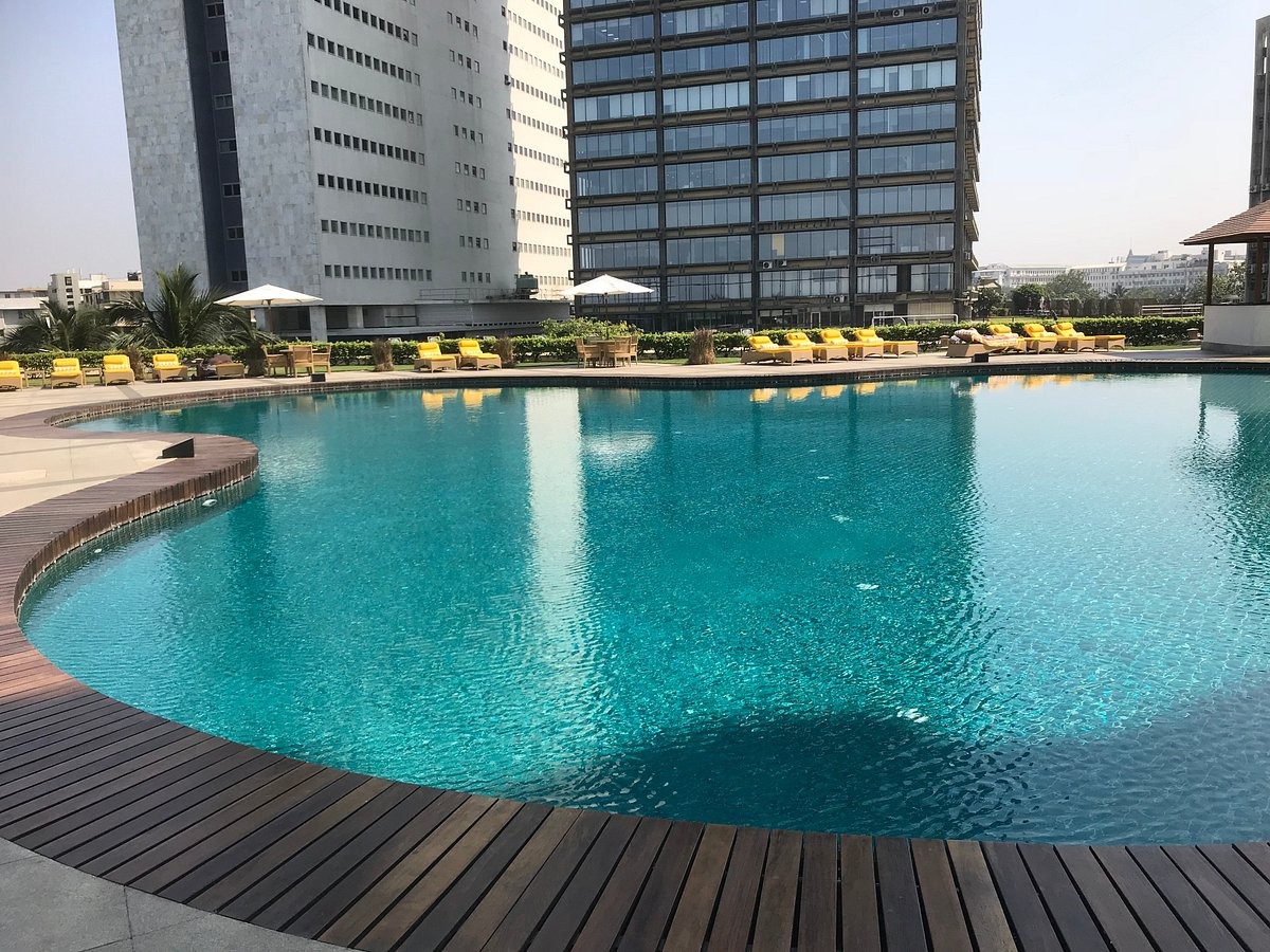 MUMBAI- TRIDENT NARIMAN POINT